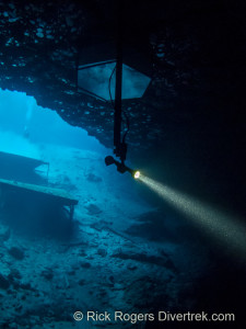 Diving the Blue Grotto, Florida- a taste of cavern diving. – Diver Trek